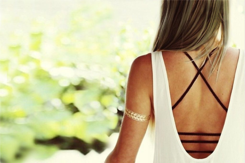 What to Wear Under a Tank Top - Which Bras to wear under a Tank Top| Zivame